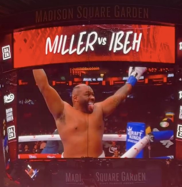 Shocking moment boxer's hair piece falls off as he gets pummeled in the ...