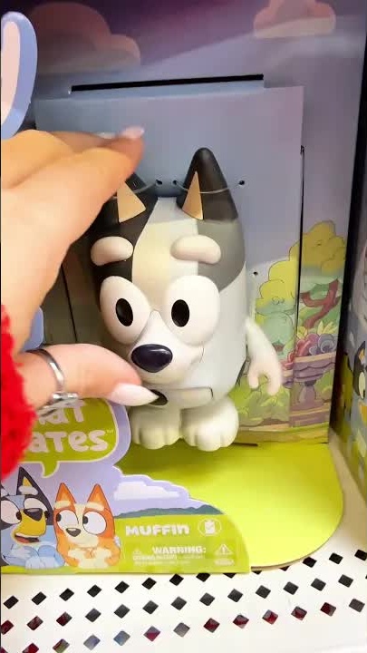 Bluey + Bingo + Muffin chat mates! I want them! #bluey