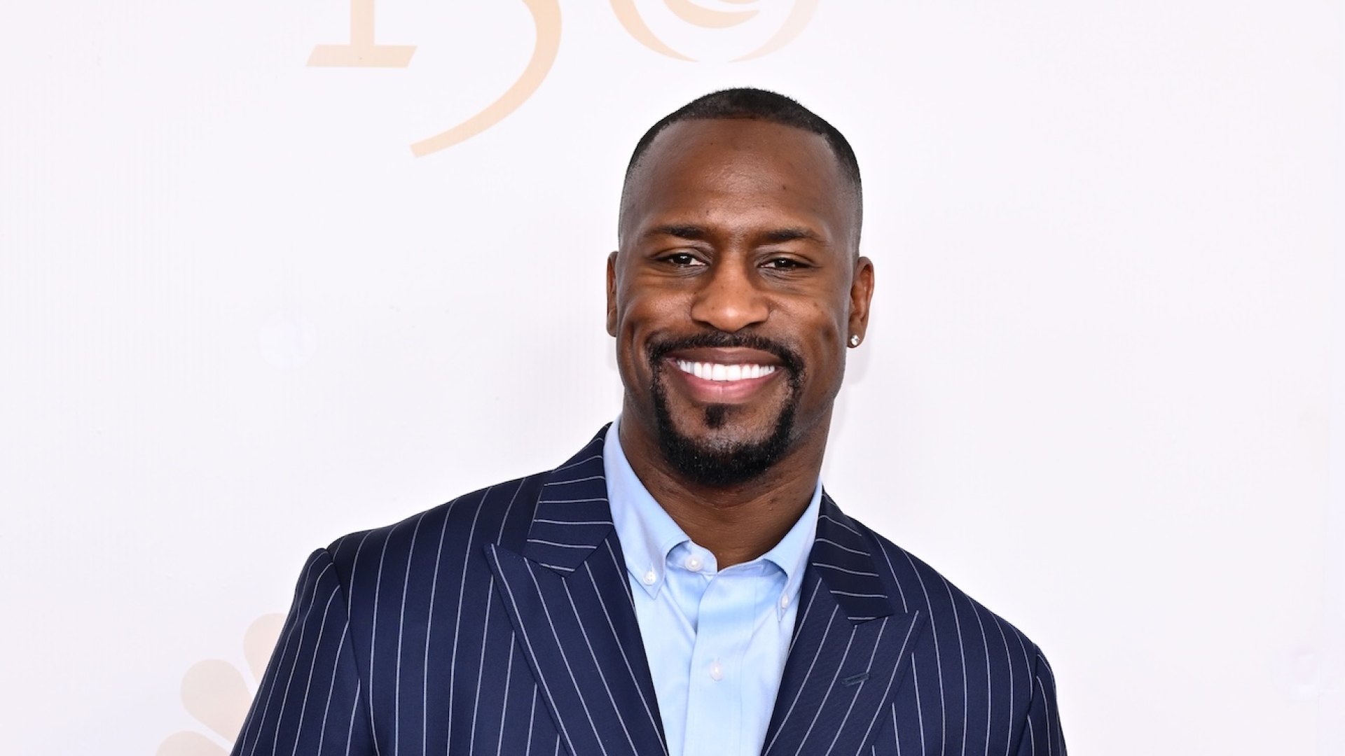 Former TE Vernon Davis breaks silence after being accused of attacking ...