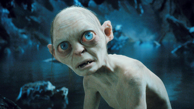 Tolkien rewrote part of The Hobbit just to fix a Lord of the Rings plot ...