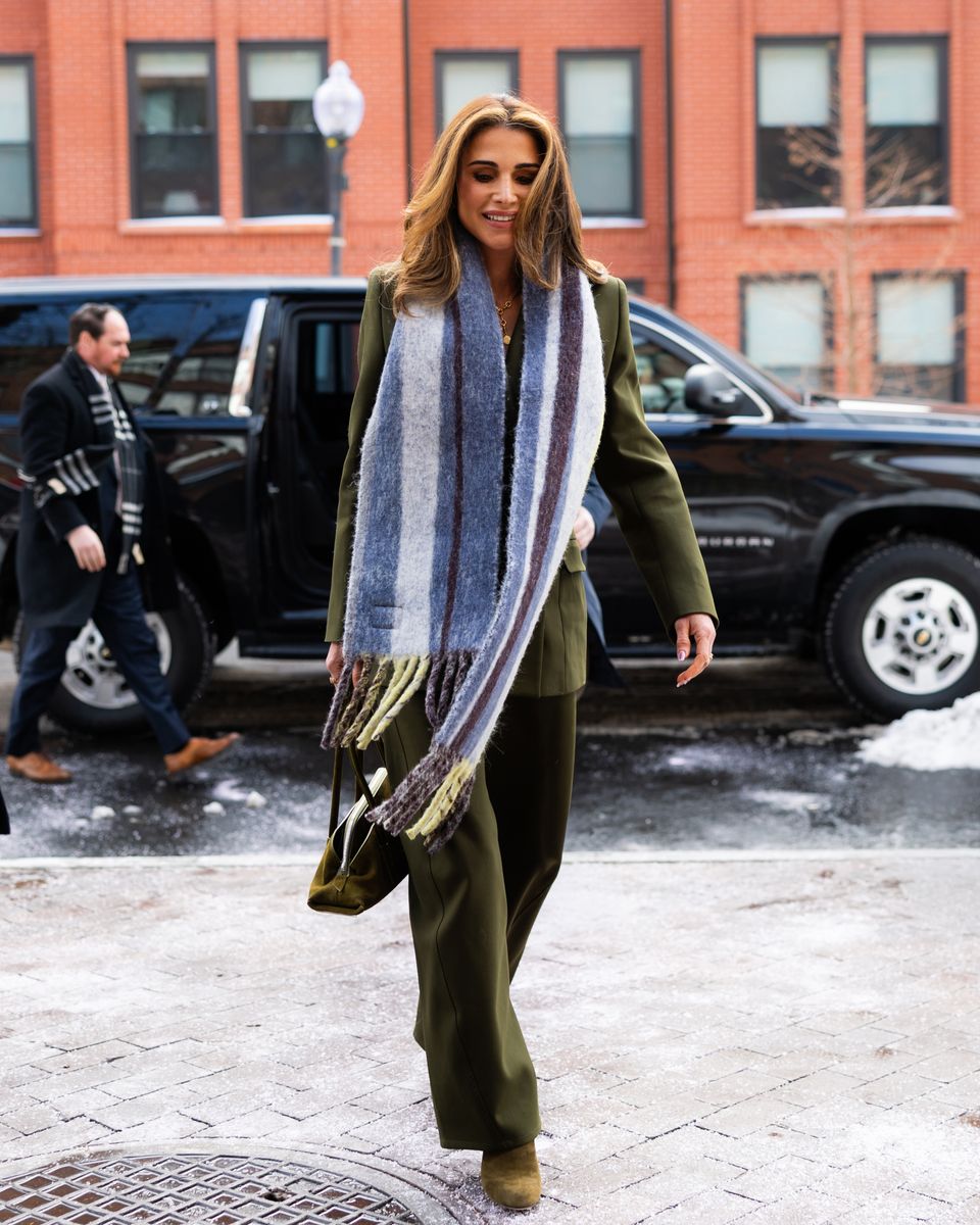 Queen Rania goes from the White House to Georgetown for a special ...