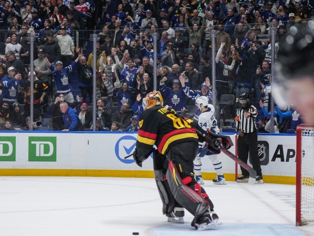 Leafs takeaways: One win won't change team trade mentality