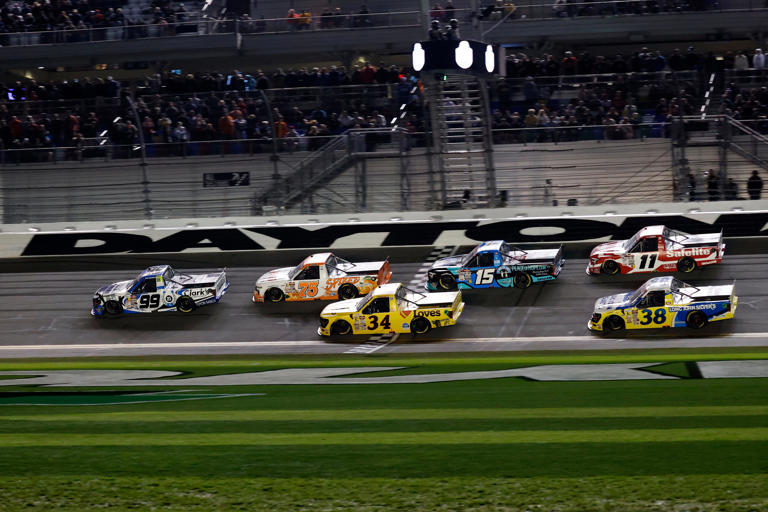 NASCAR Truck Series schedule: Start times, TV networks in 2026