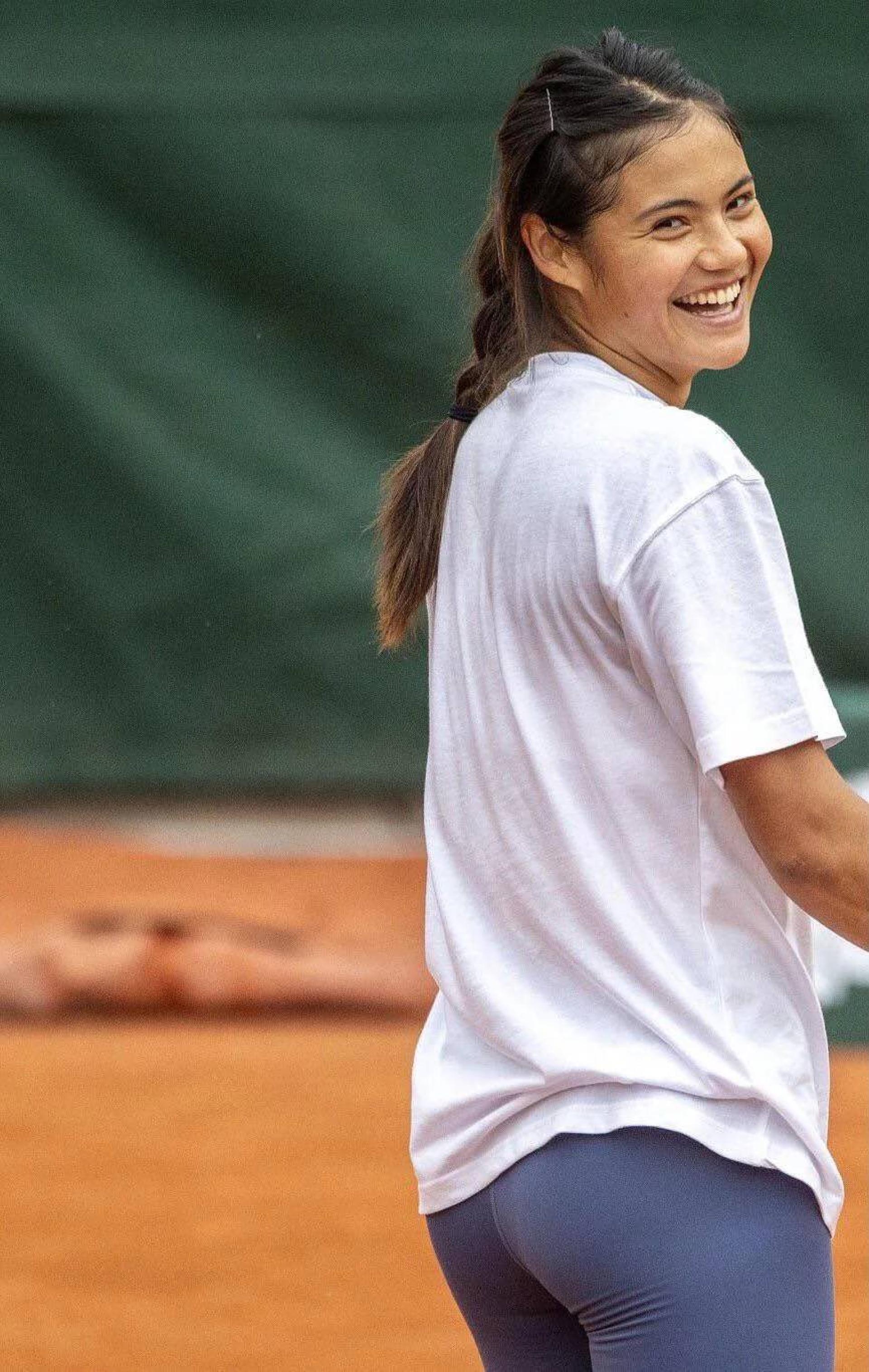 Emma Raducanu führt das Feld beim Transylvania Open an