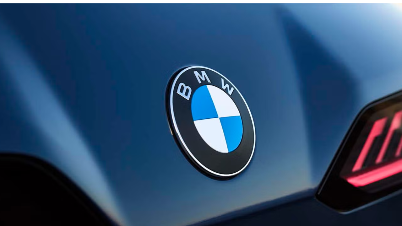 BMW cars to get new logo from this date: Here’s how it looks