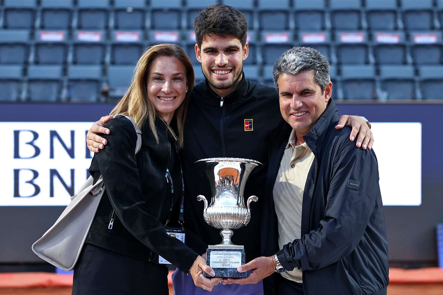 Carlos Alcaraz's parents: All about the tennis champion's mom Virginia ...
