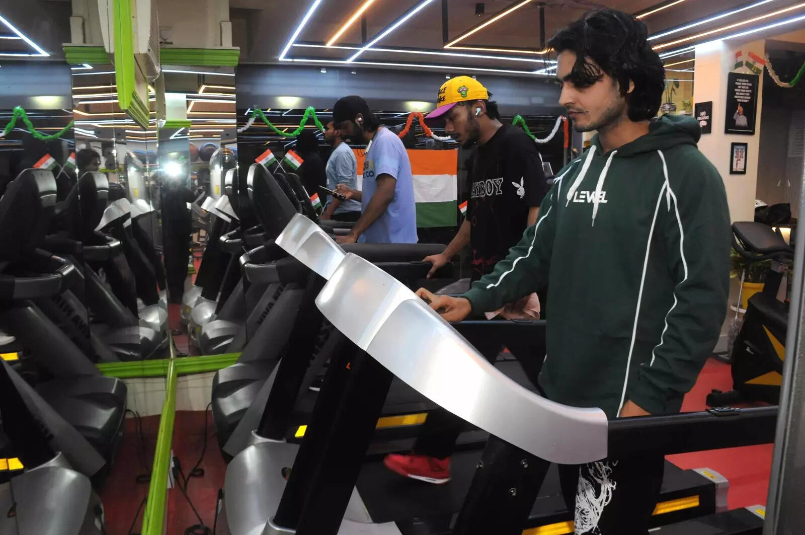 Health experts call for regulation of gyms as improper equipment and ...