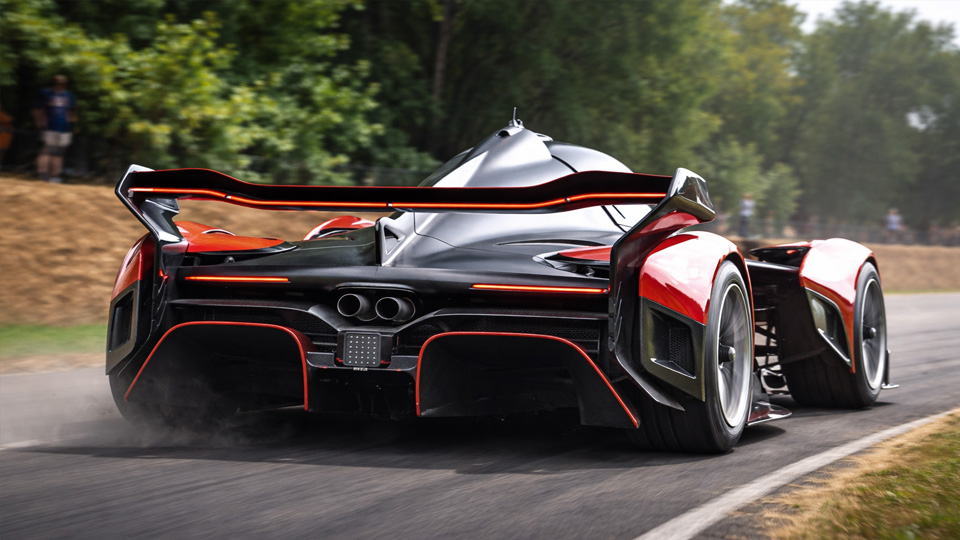 McLaren Solus GT V10 screams to 10000 RPM