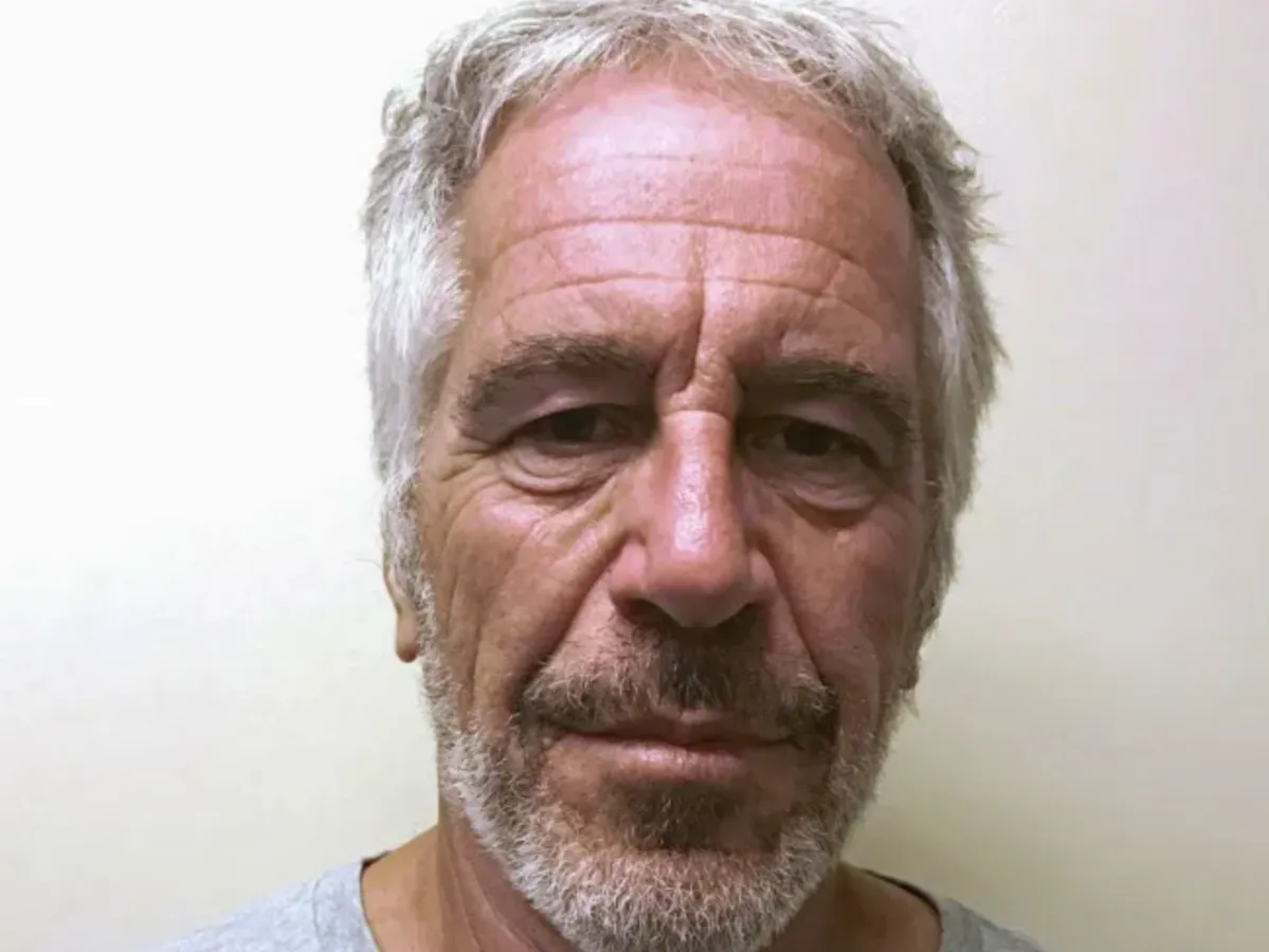 České stopy u Epsteina. Finančník obviněný v sexuální kauze byl v kontaktu i s Češkou Zlatou