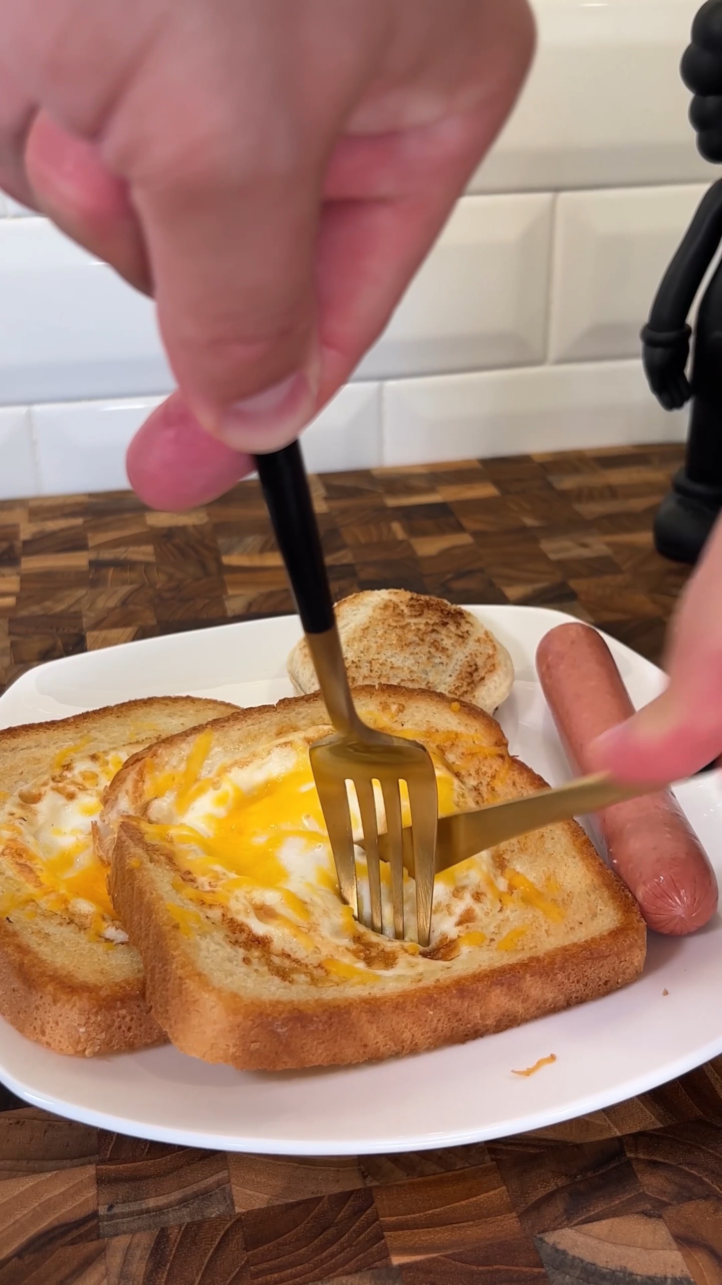 Eggs in a hole recipe