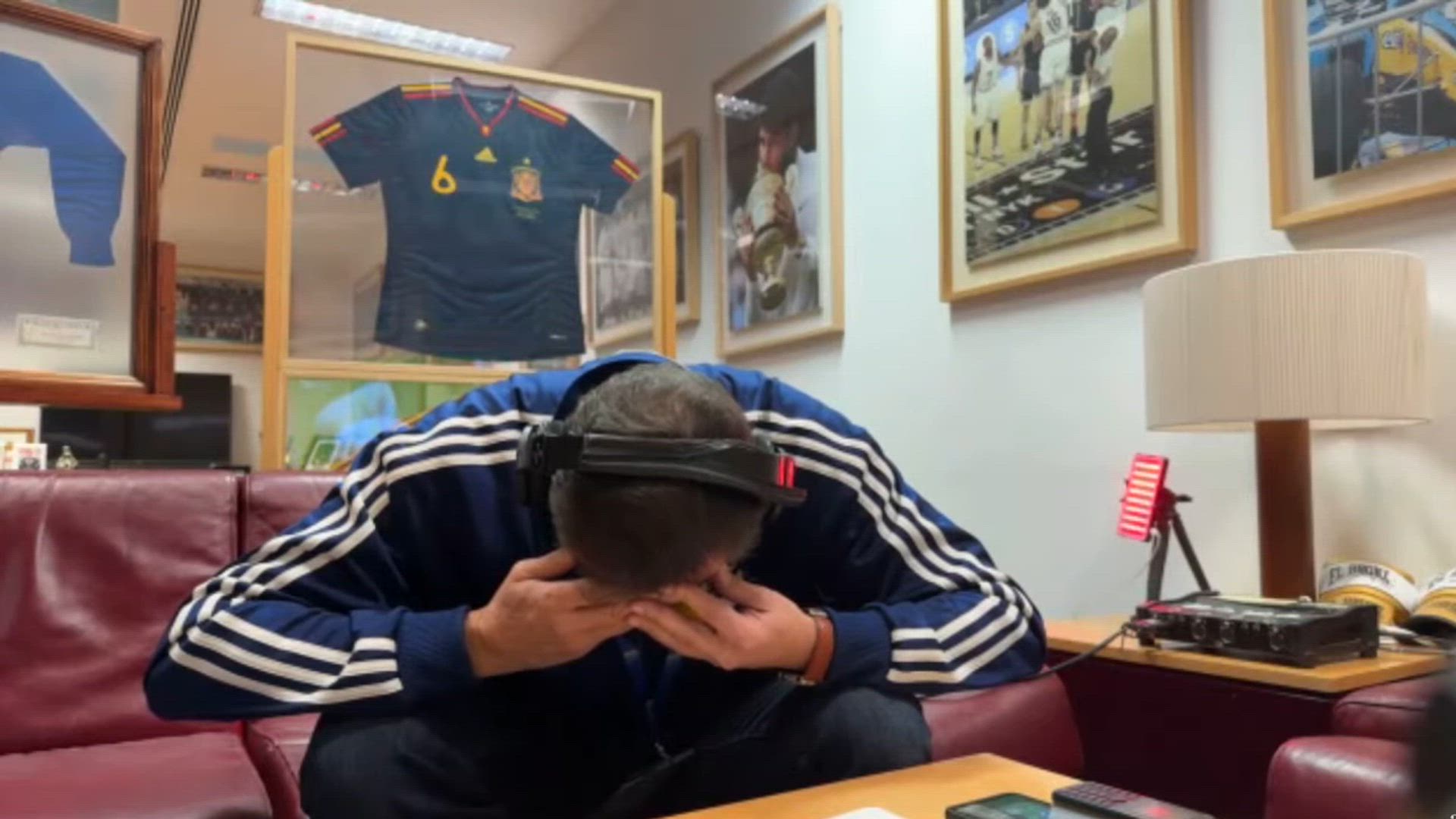 Roncero tira la cámara de la emoción con el penalti de Mbappé | Real ...