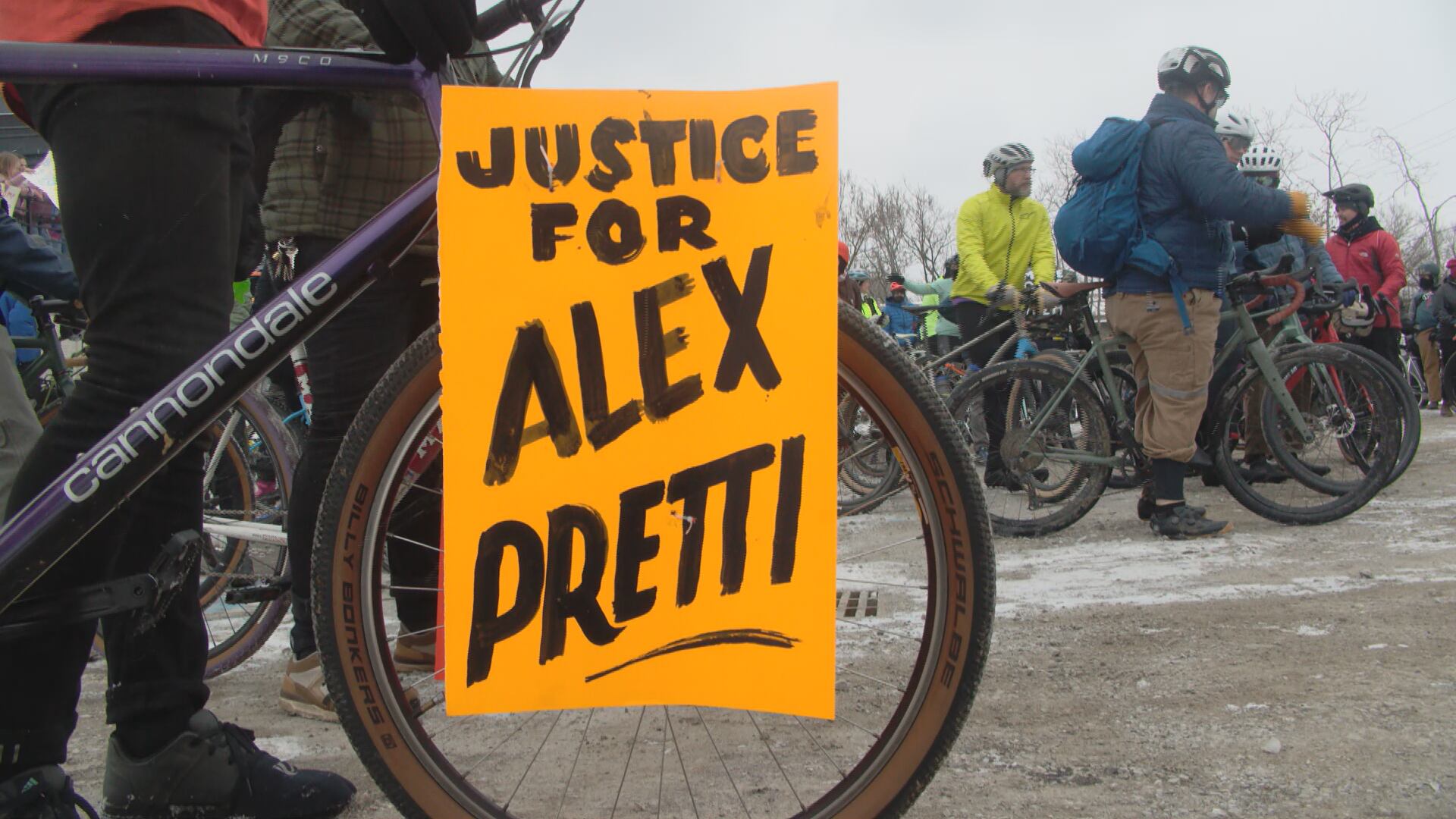 Unity ride in memory of Alex Pretti held in Louisville