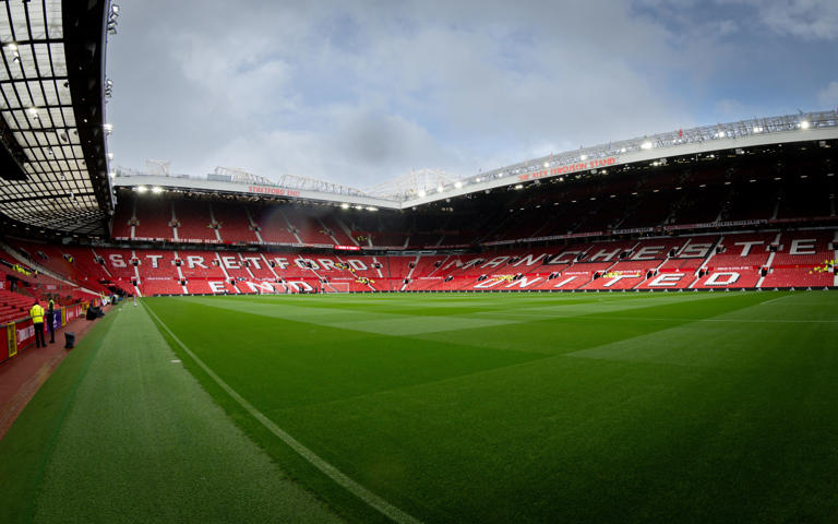 Man Utd vs Fulham: Premier League - Live