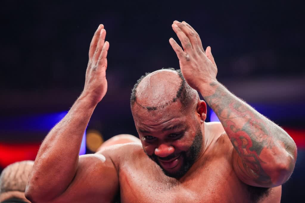 Jarrell Miller’s flying toupee had boxing fans laughing uncontrollably