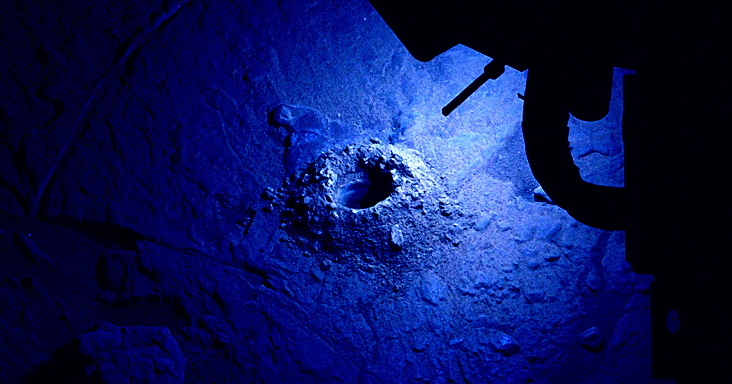 This photo of Mars at night is straight up haunting