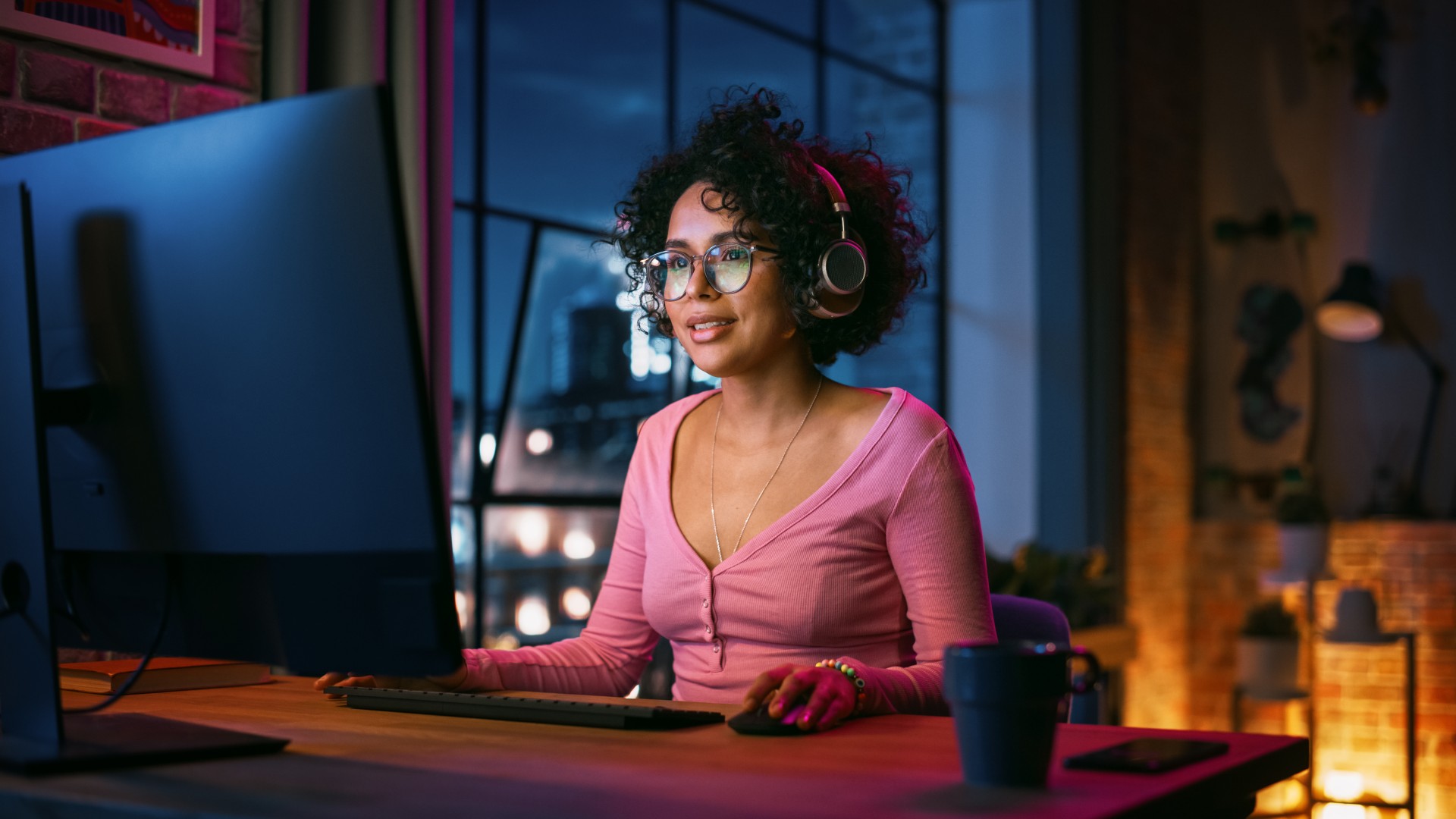 5 low‑stress remote jobs you can do around the clock