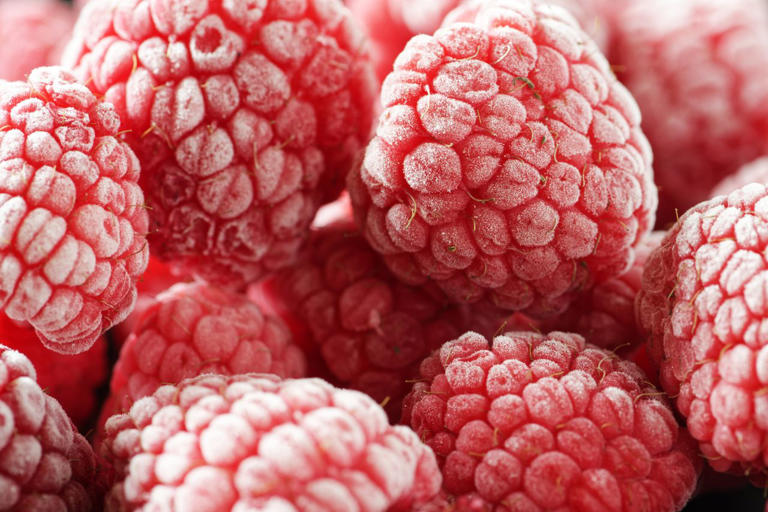 5 fruits you should never buy fresh (only frozen)