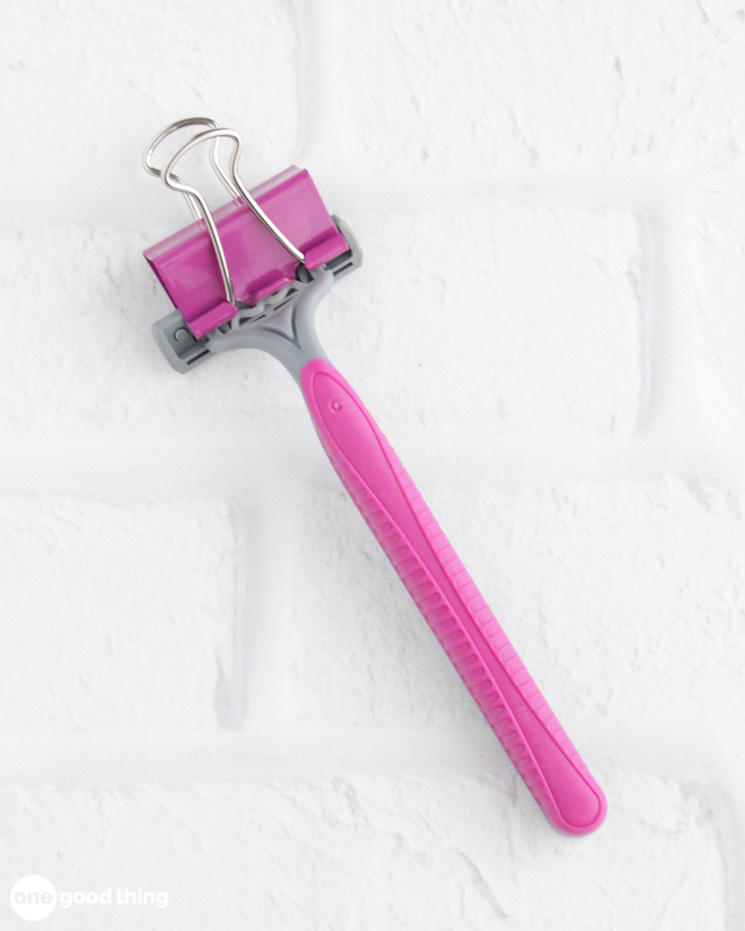 13 everyday problems that are no match for binder clips