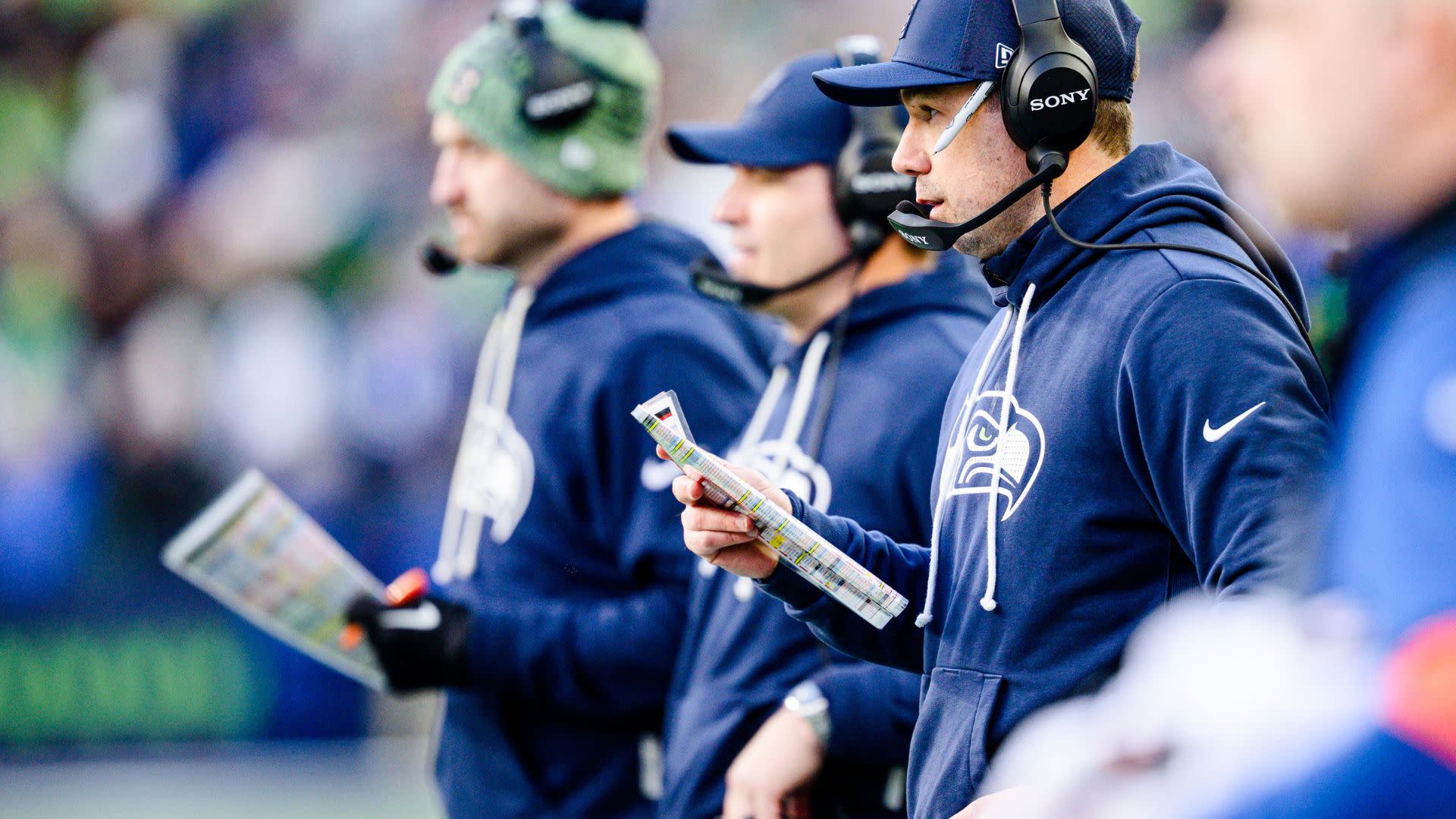 Seattle Seahawks OC Klint Kubiak explores head coaching opportunity ...