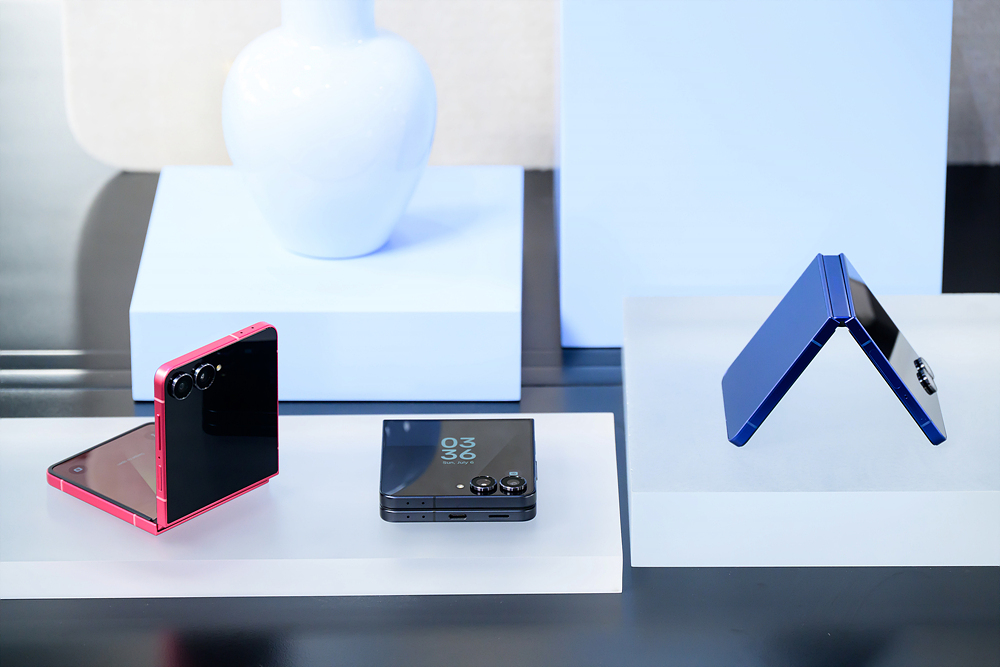 Apple is already thinking about its second foldable iPhone, and it may ...