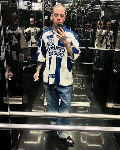 All about Olivia Dean’s rumored boyfriend, Eddie Burns (and why she ...