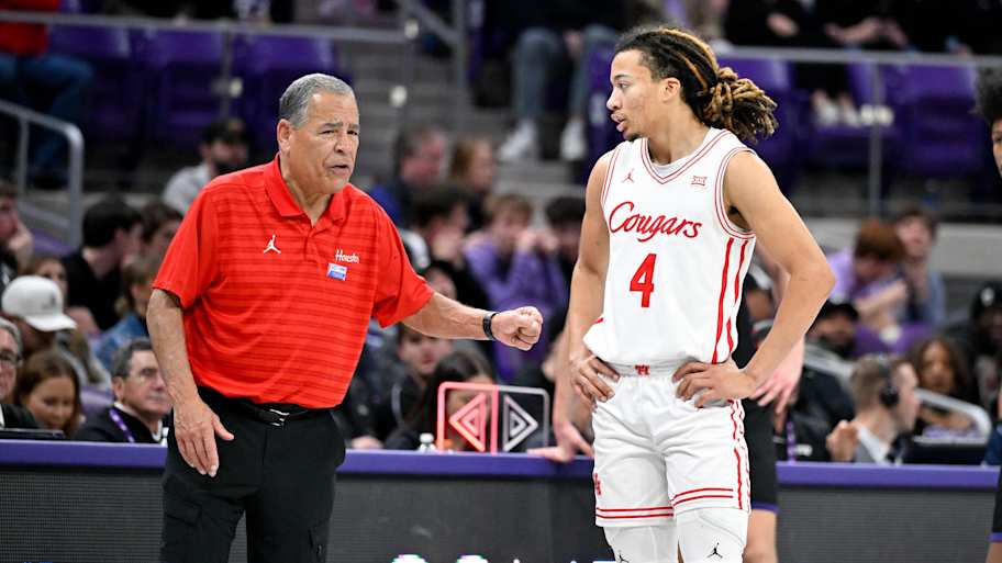 Why Houston kept Chase McCarty on the bench during win vs. Cincinnati