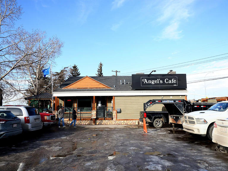 Chinook Blast, the Flames, and Angel's Cafe's last day: What our ...