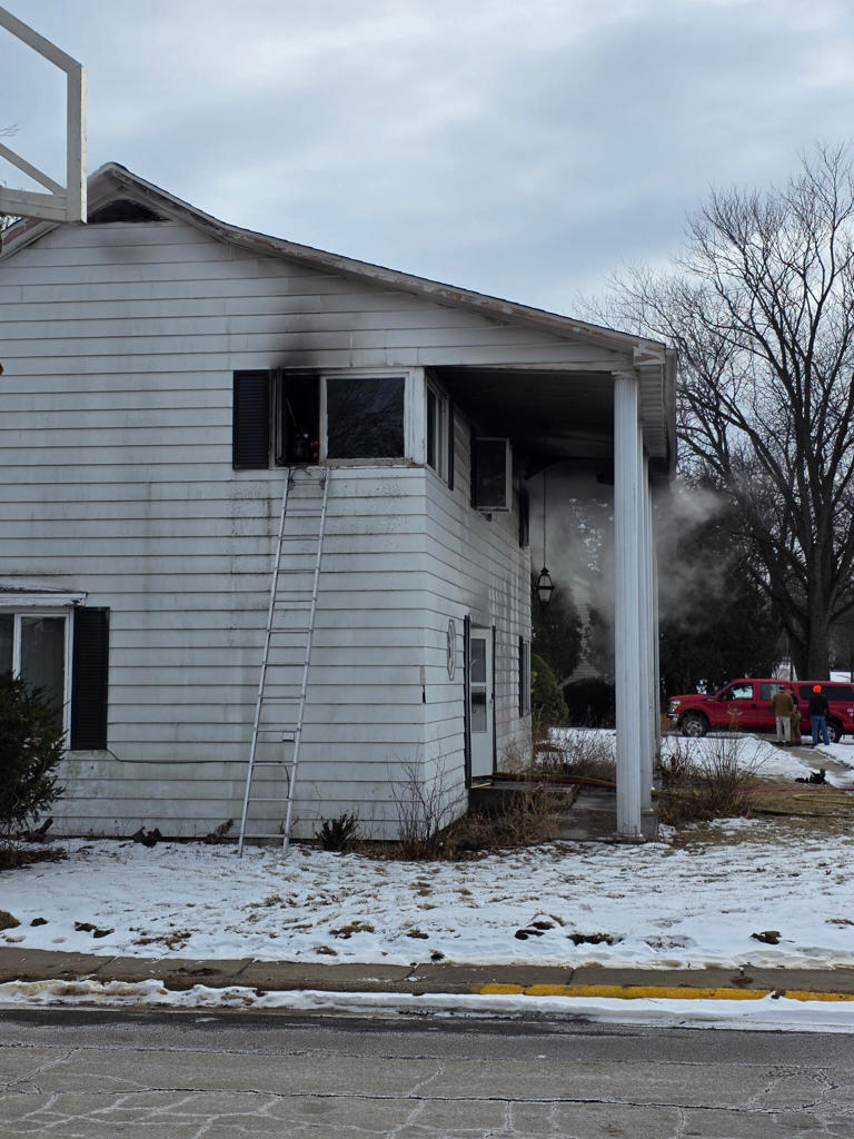 One injured in fire on 9th Street in Rochelle