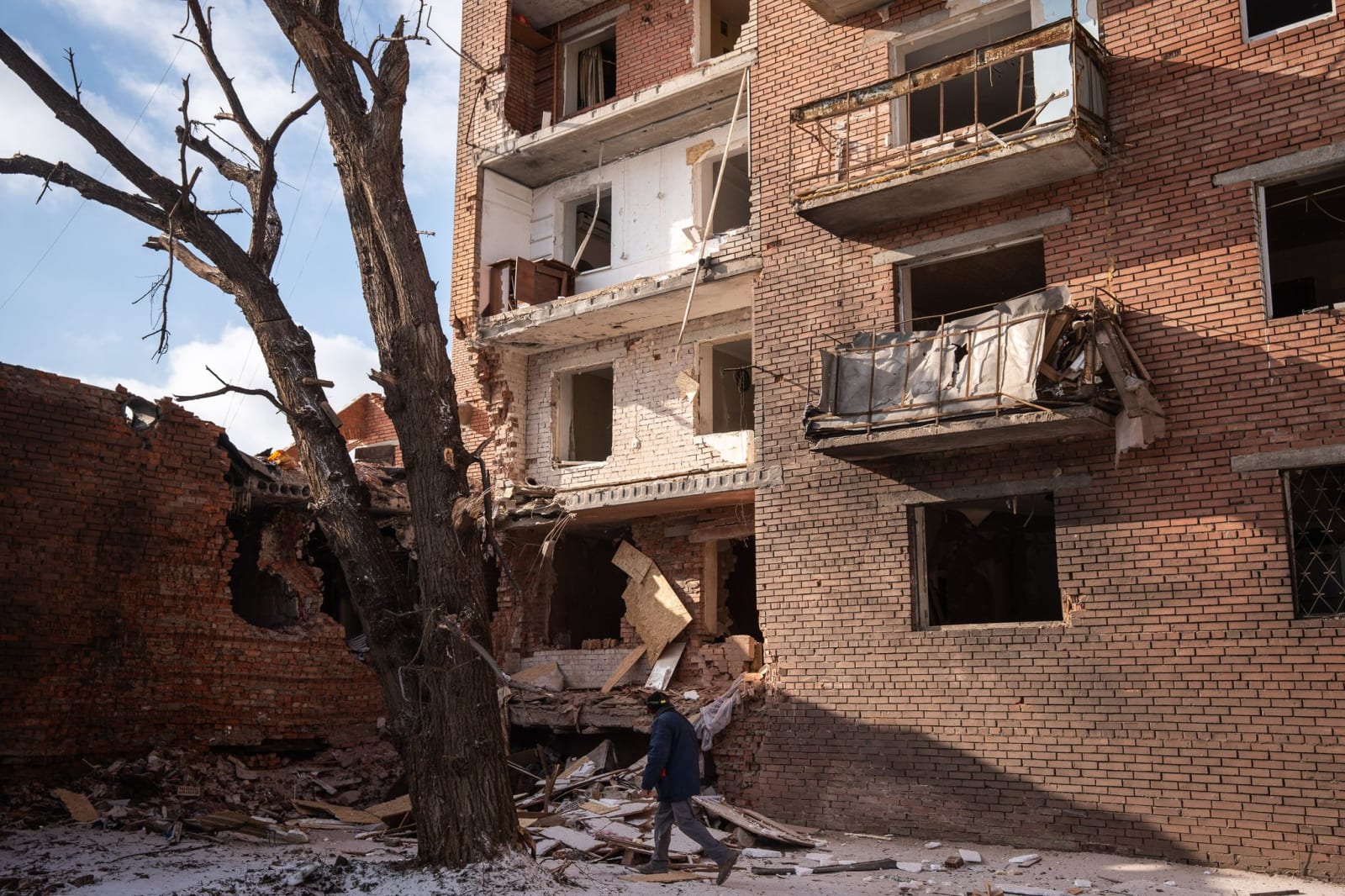 At least 12 dead in Russian attack on Ukrainian city of Pavlohrad