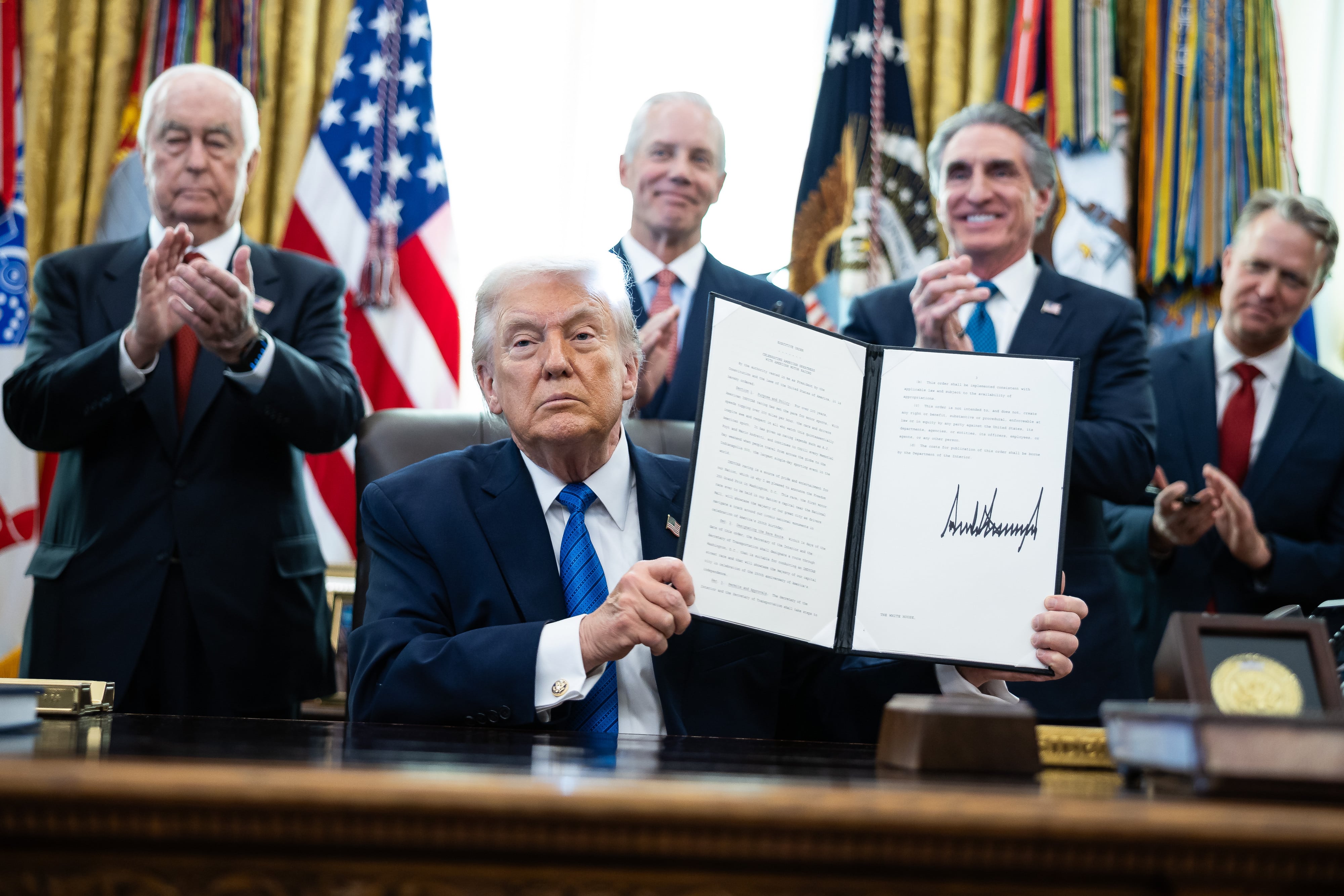Trump unveils 76-meter Independence Arch amid 250th anniversary events