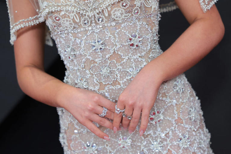 Sabrina Carpenter’s sheer white Grammys dress is even more intricate up ...