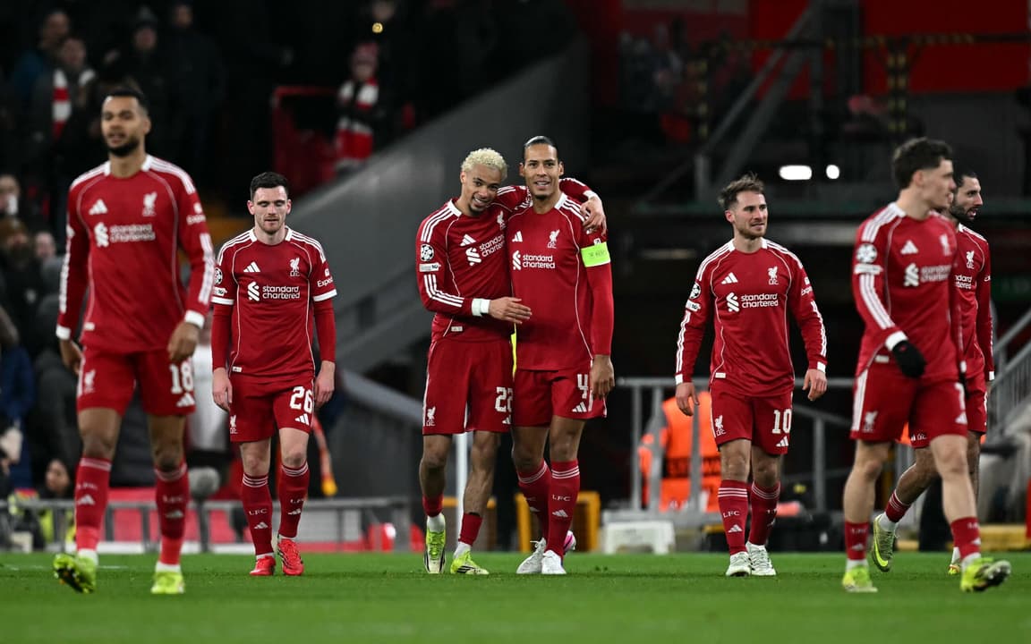 Atacante do Liverpool é comparado a Fernando Torres: 'A cara'