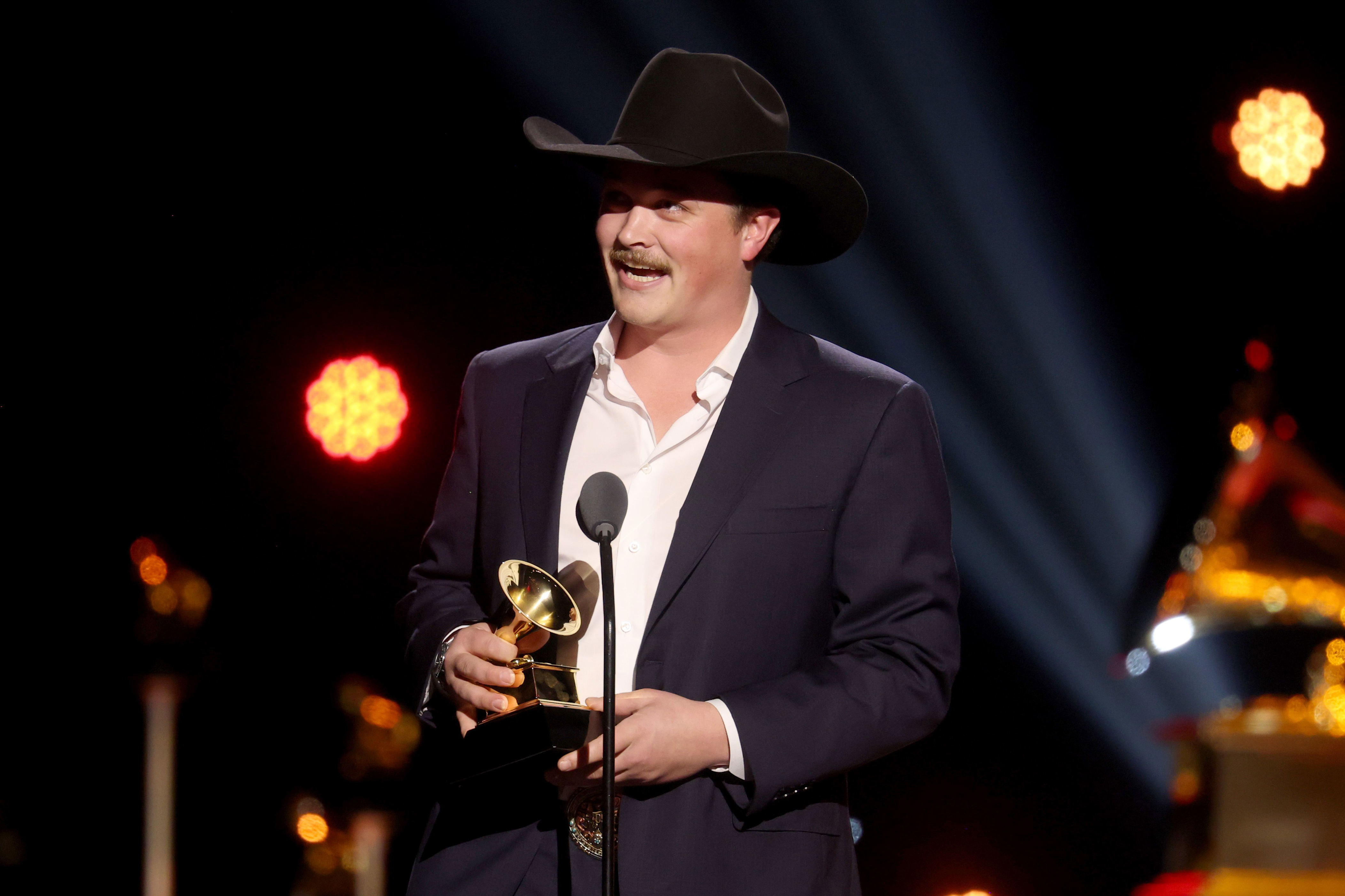 Zach Top wins best traditional country album for Ain’t in It for My ...