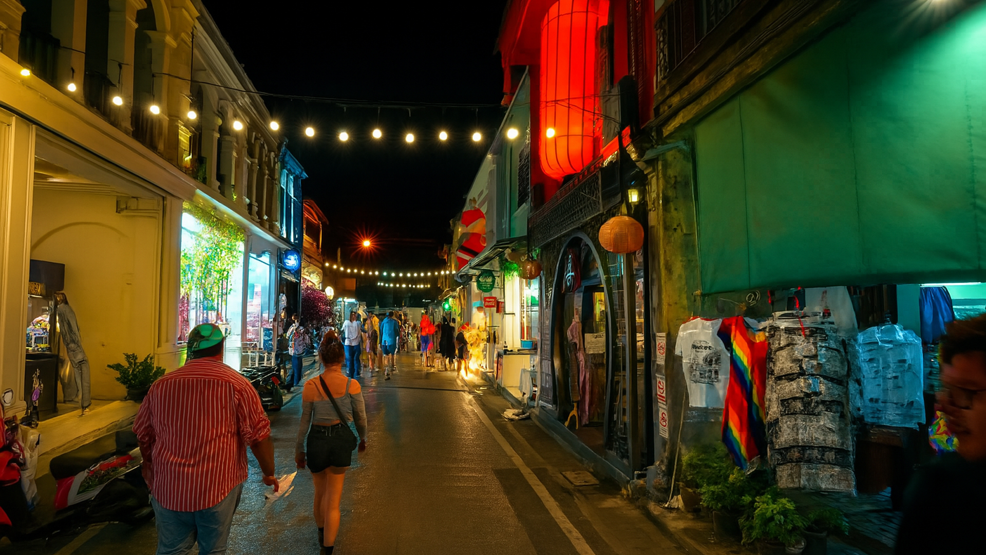 Phuket Old Town evening walk with local street life (4K)