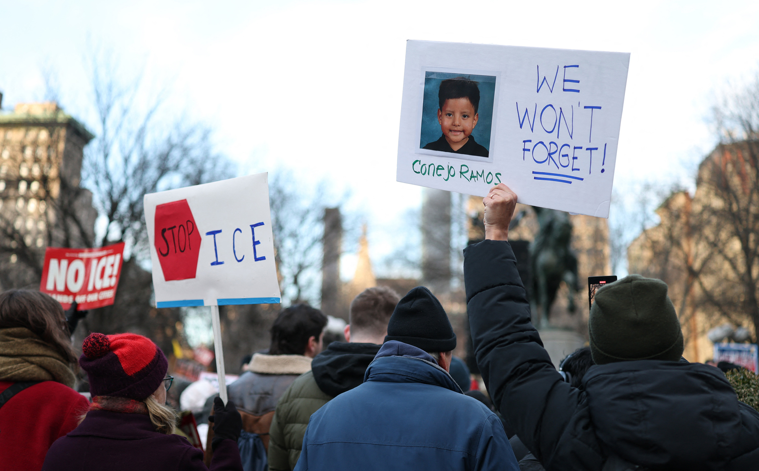 5-year-old detainee Liam Ramos and his father back in Minnesota