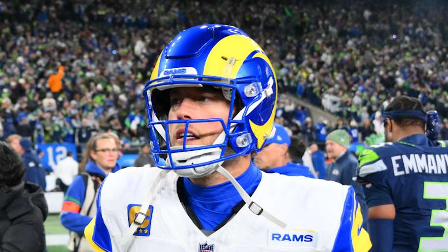 Long-time analyst decides between Matthew Stafford or Aaron Rodgers