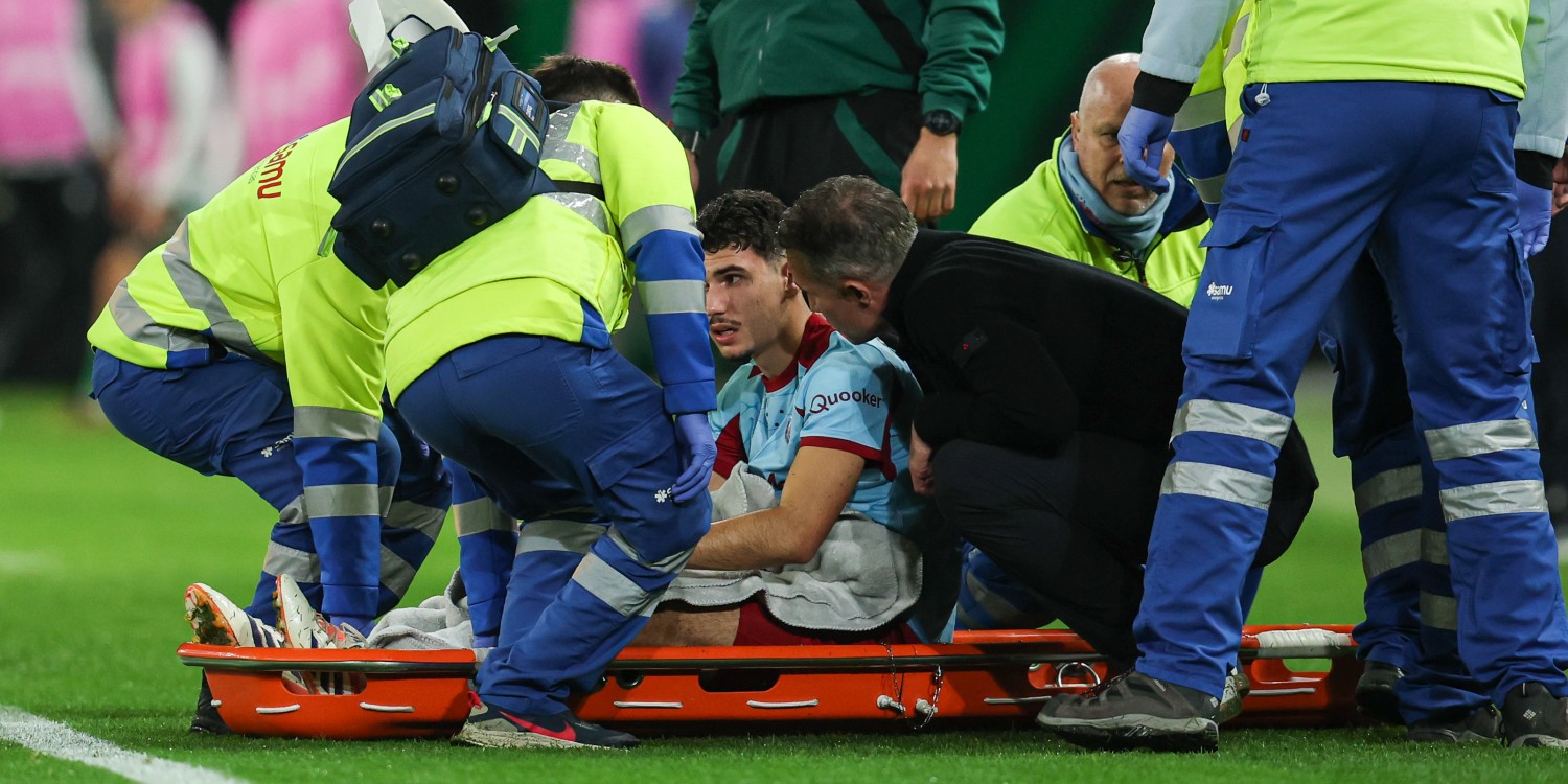 Van Persie geeft geruststellende update over zoon Shaqueel: 'Heel erg ...