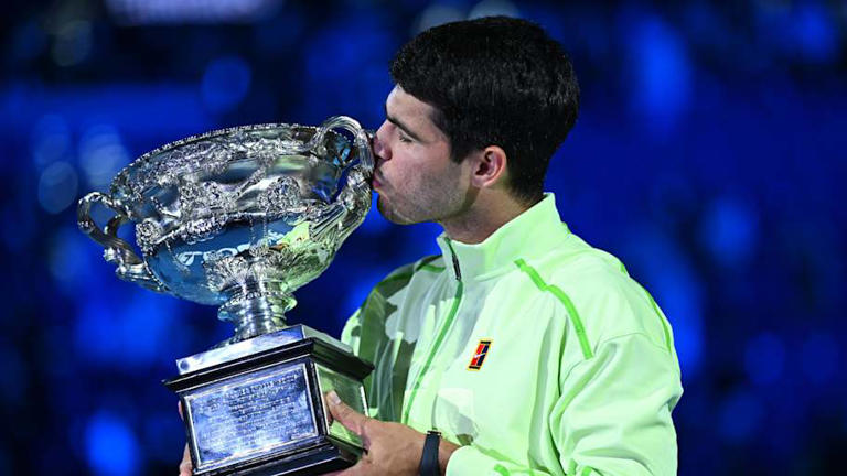 Carlos Alcaraz posts 2-word message after Australian Open title