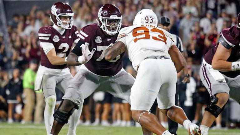 Texas earns late commitment from 2026 defensive lineman prospect