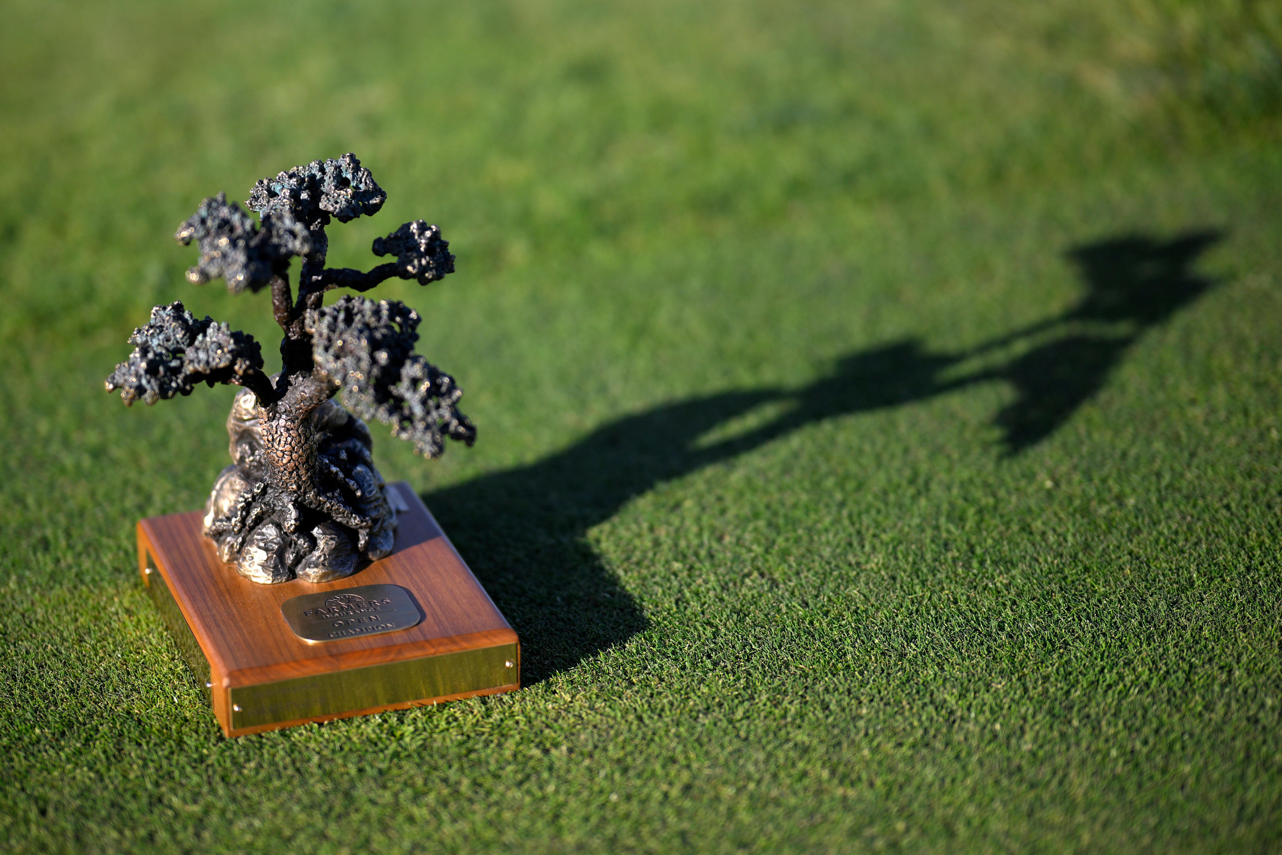 2026 Farmers Insurance Open live leaderboard updates for Sunday