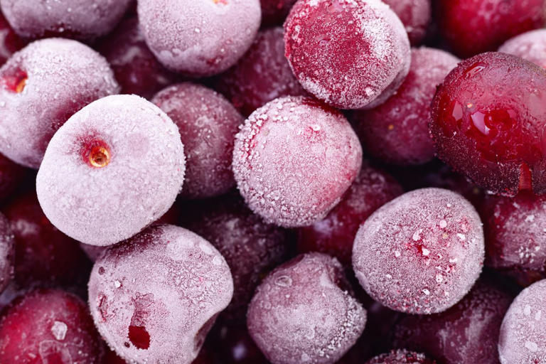 5 fruits you should never buy fresh (only frozen)