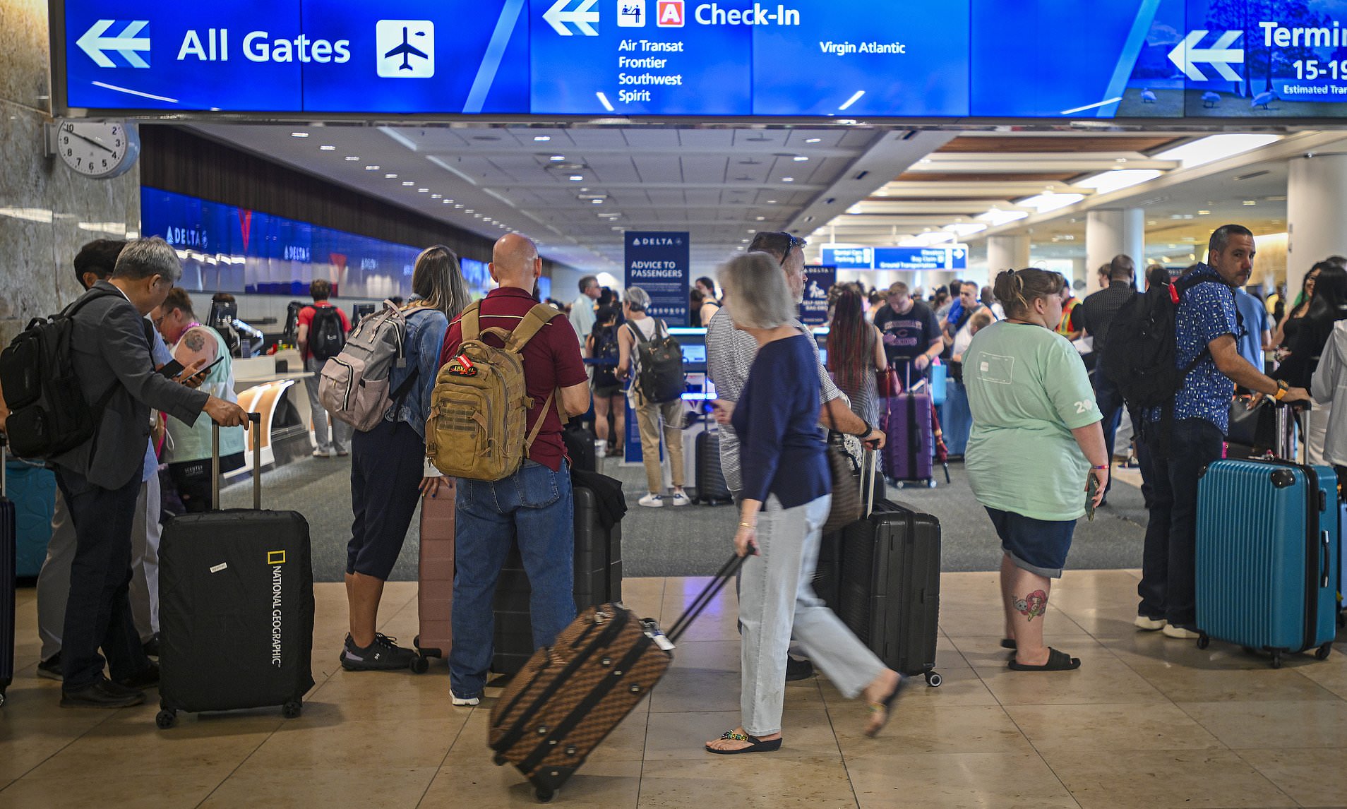 Ground stop issued at Florida's busiest airport as air traffic control ...