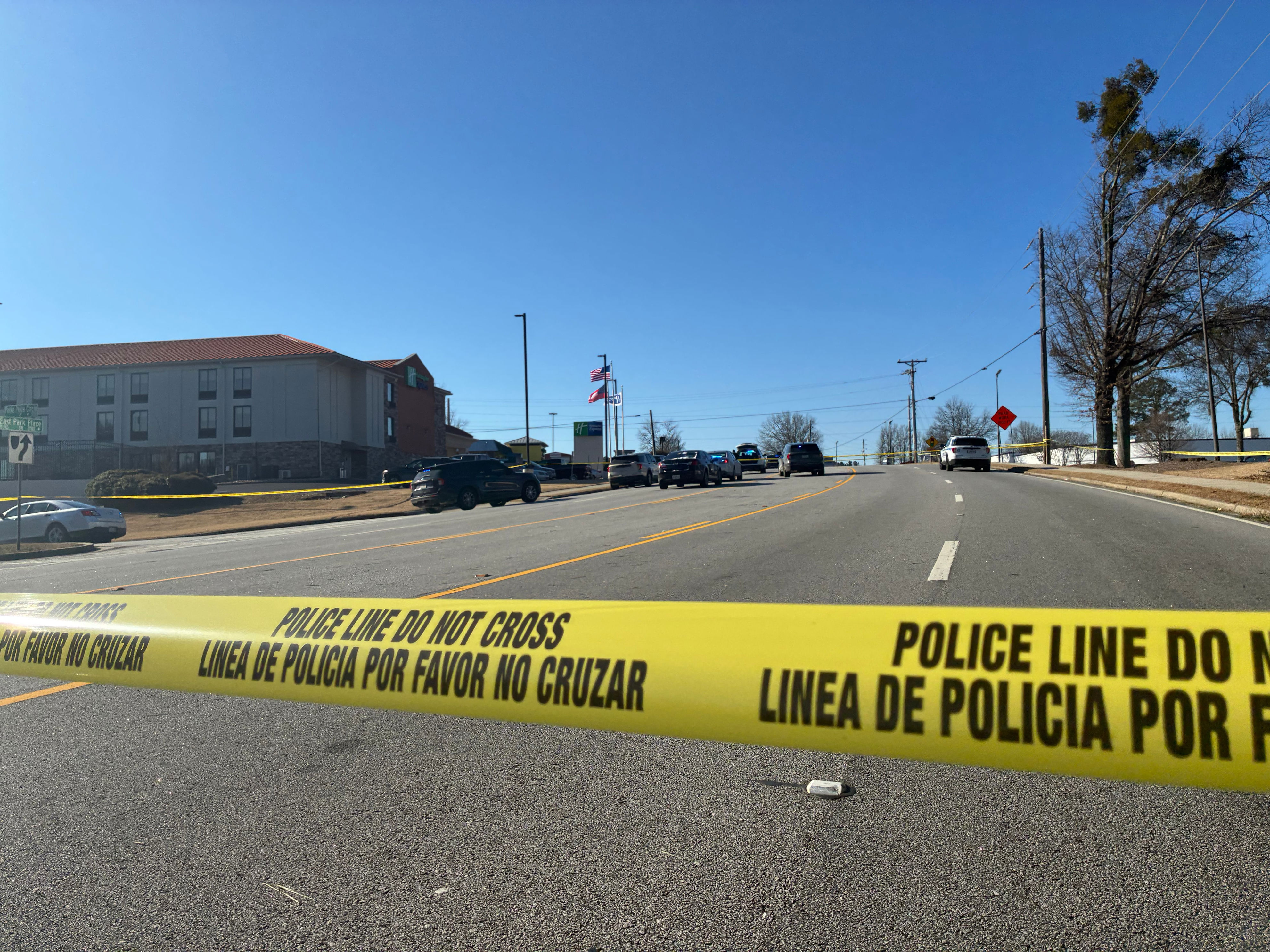 Gwinnett County police officer killed in line of duty, injured officer ...