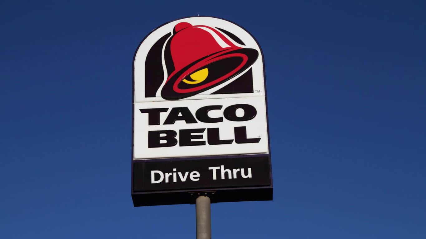 Fast food employees rank the dirtiest chains to work for