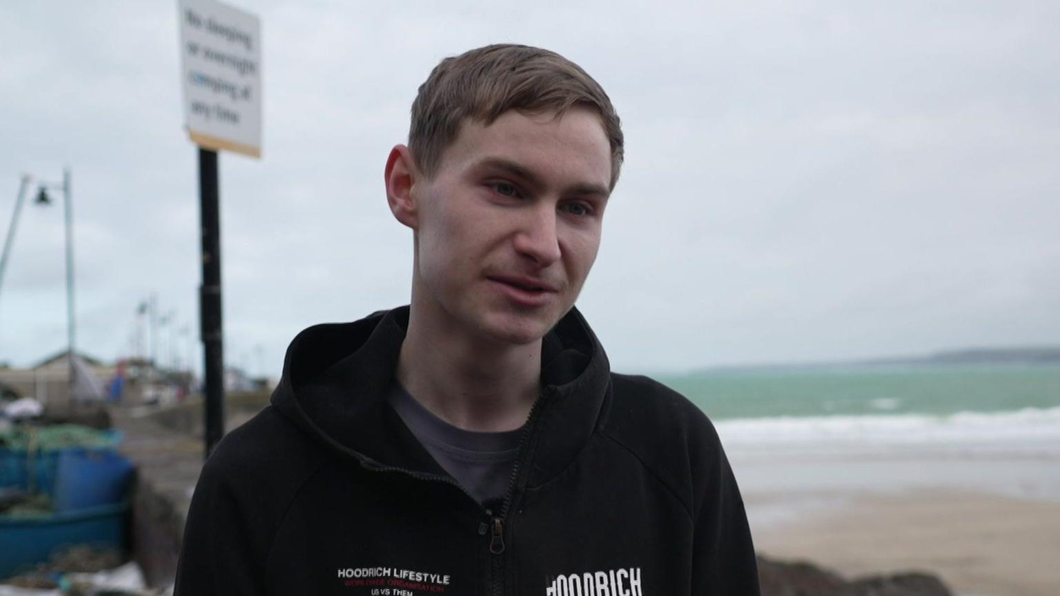 Walker escaped cliff collapse 'by seconds'