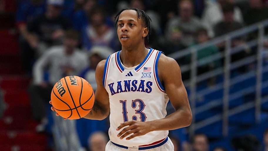 Kansas basketball's under-the-radar injury impacts the bench rotation