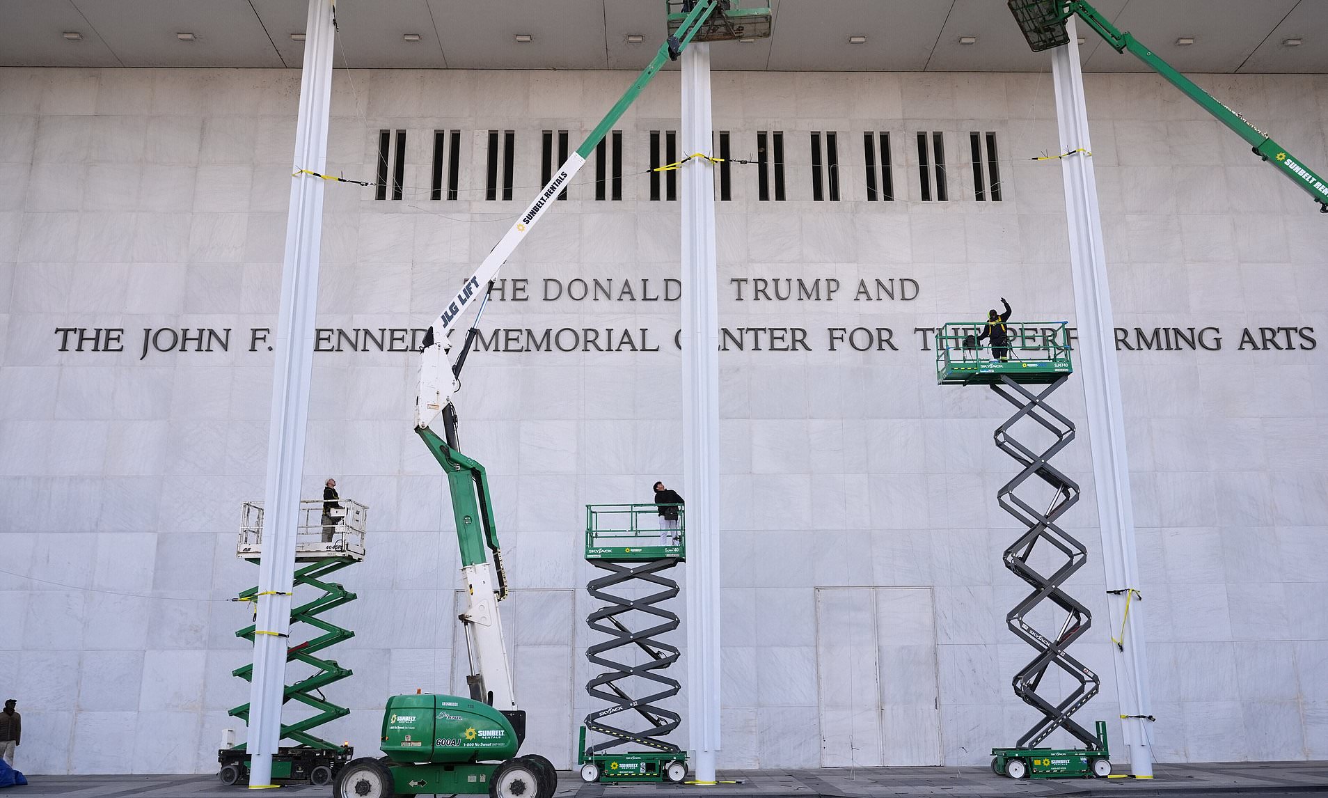 Trump's Kennedy Center to close for two years amid onslaught of ...