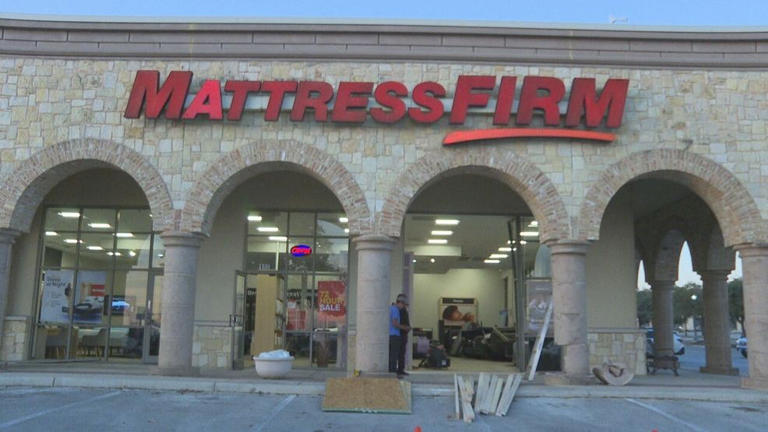 Car plows into Mattress Firm off Loop 1604 and Blanco Road on Northwest ...