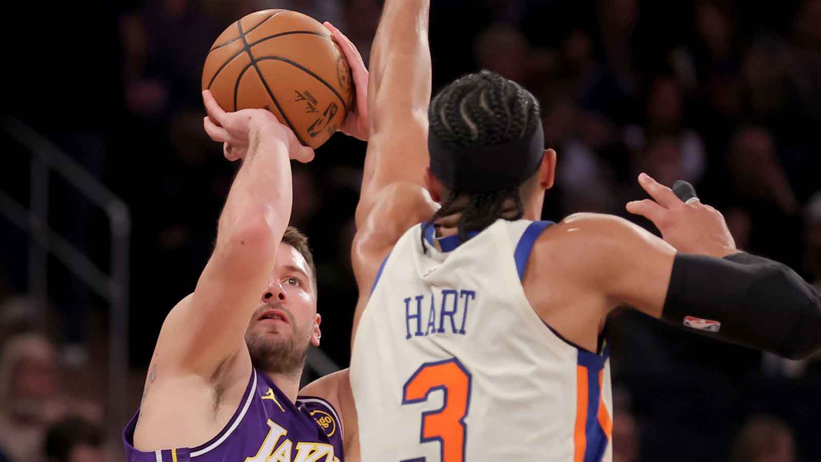 Lakers star Luka Doncic’s gesture to Spike Lee after draining triple vs ...