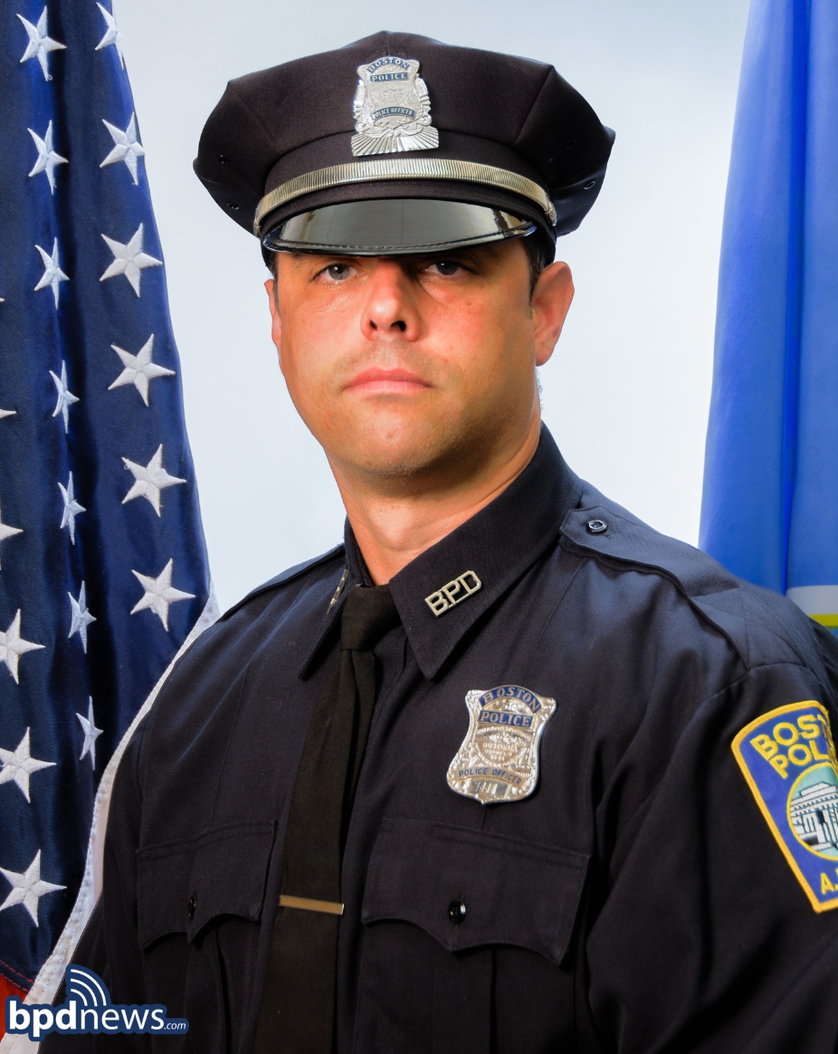 Active-duty Boston police officer dies after more than 30 years with ...